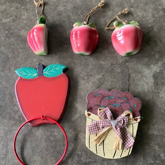 unbranded | Kitchen | 7 Piece Kitchen Apple Decor | Poshmark